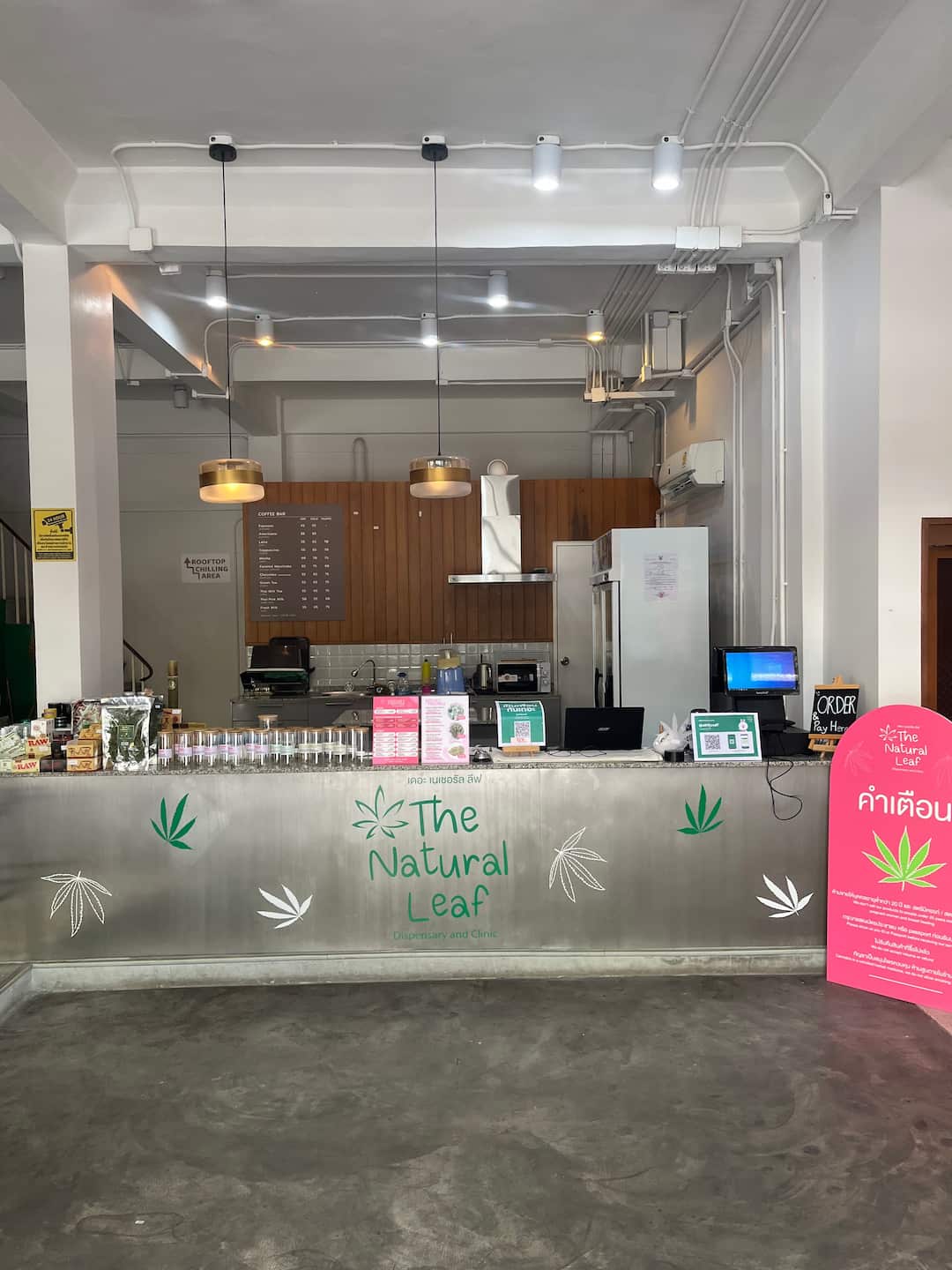 The Natural Leaf – Dispensary and Clinic @ Bamrung Mueang Road ...