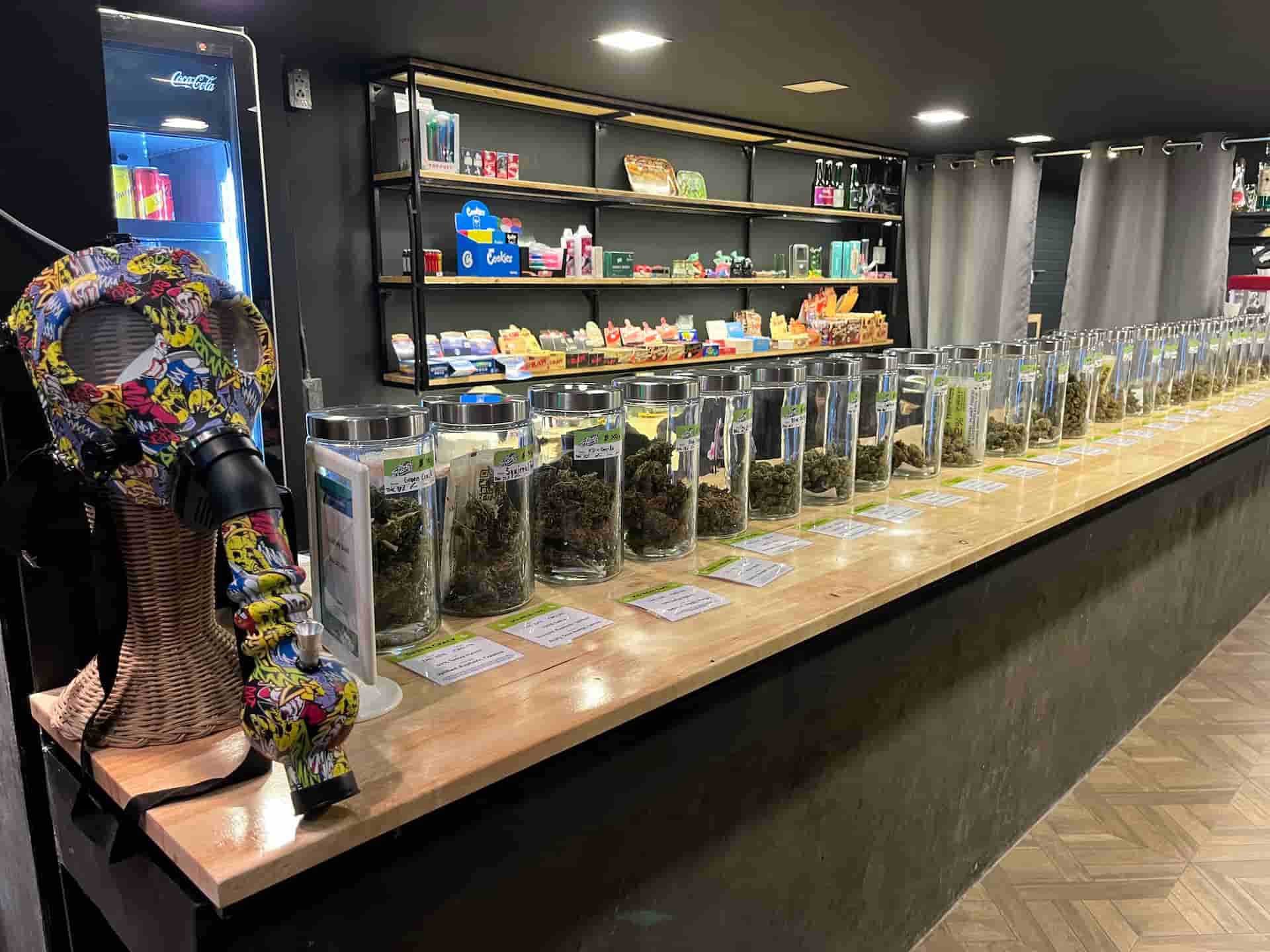 Stash The Second – Weed Shop & Bar Ari (Cannabis Dispensary, Kratom Bar ...